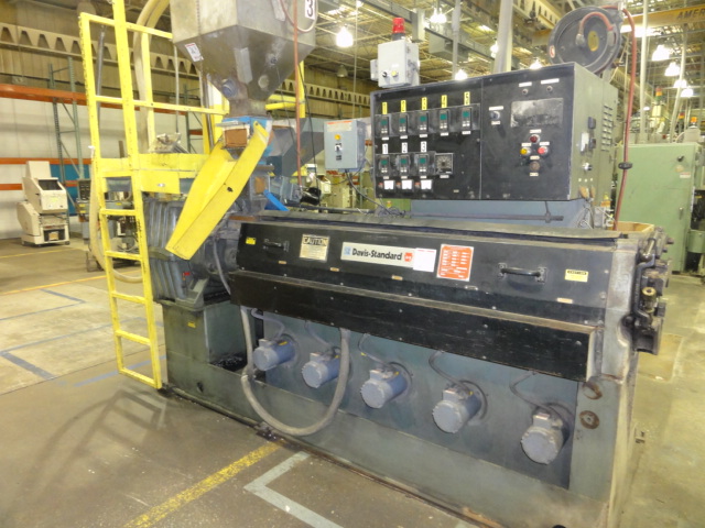 Davis-Standard Vertical & Horizontal Extruders Added to Stock